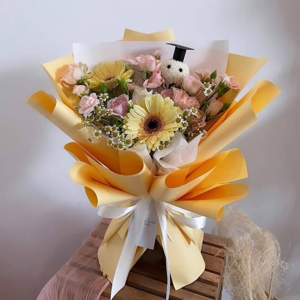 Graduate 42 | Floral Lab